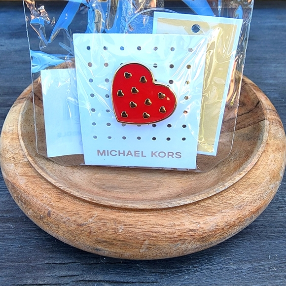 MICHAEL Michael Kors | Jewelry | Mk Hearts Broochpin | Poshmark